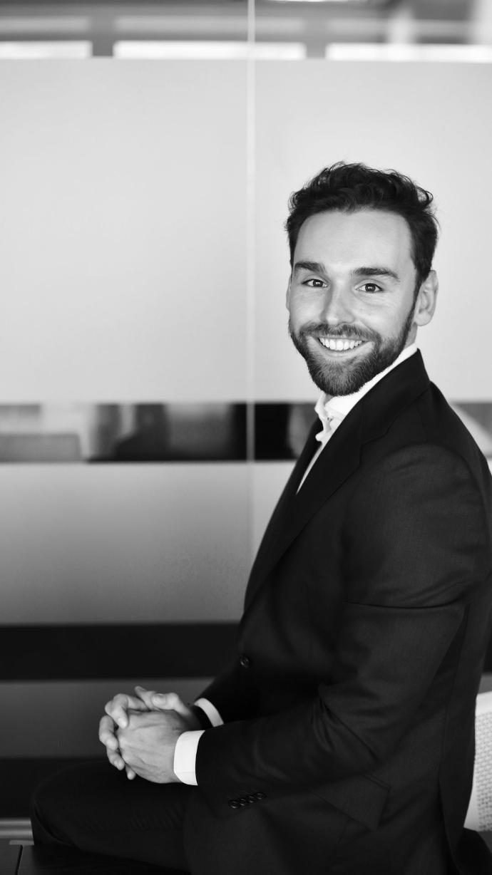 Nosotros | Singular Beacon